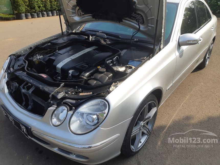 Jual Mobil Mercedes-Benz E260 2006 E260 2.6 di Jawa Barat Automatic ...