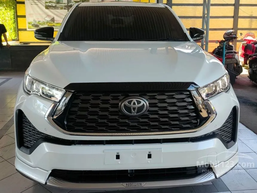 Jual Mobil Toyota Kijang Innova Zenix 2022 V HV Modellista 2.0 di Jawa ...