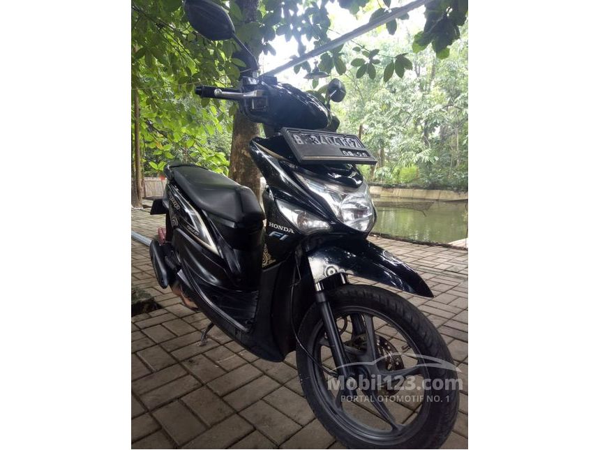 Jual Motor Honda Beat 2015 110 Automatic 0.1 di Jawa Barat Automatic ...