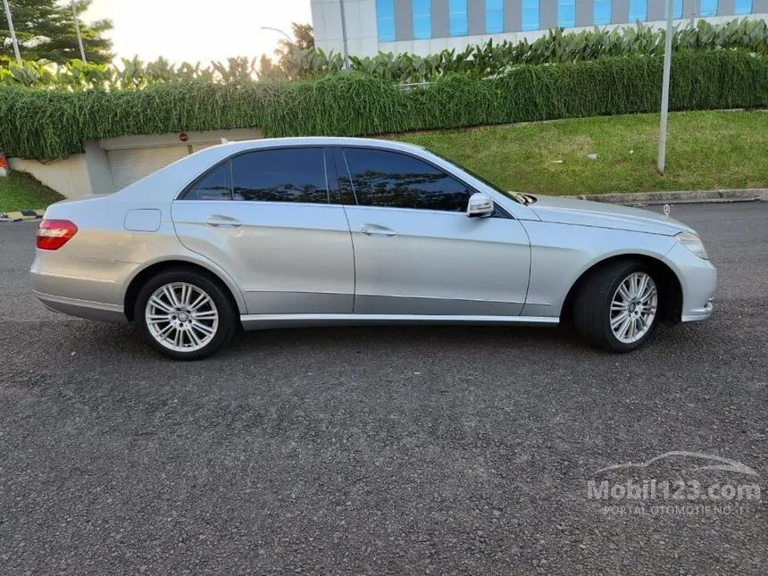 Jual Mobil Mercedes-Benz E300 2012 Elegance 3.0 di Jawa Barat Automatic Sedan Silver Rp 269.900. ...