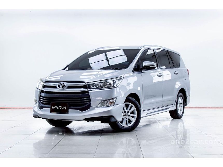 2017 Toyota INNOVA 2.8 (ปี 16-22) Crysta G Wagon for sale on One2car