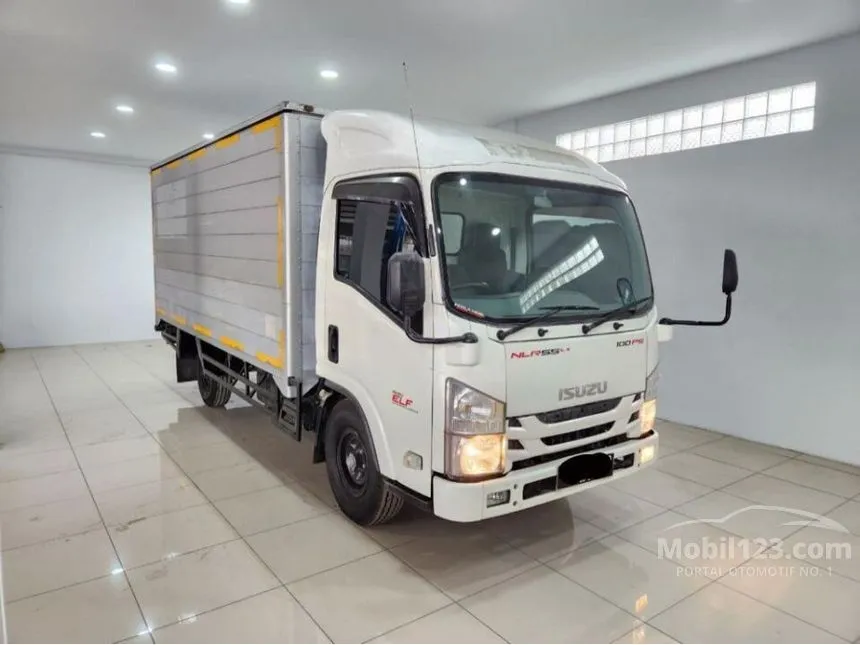 Jual Mobil Isuzu Elf 2019 2.8 di Sumatera Utara Manual Trucks Putih Rp ...