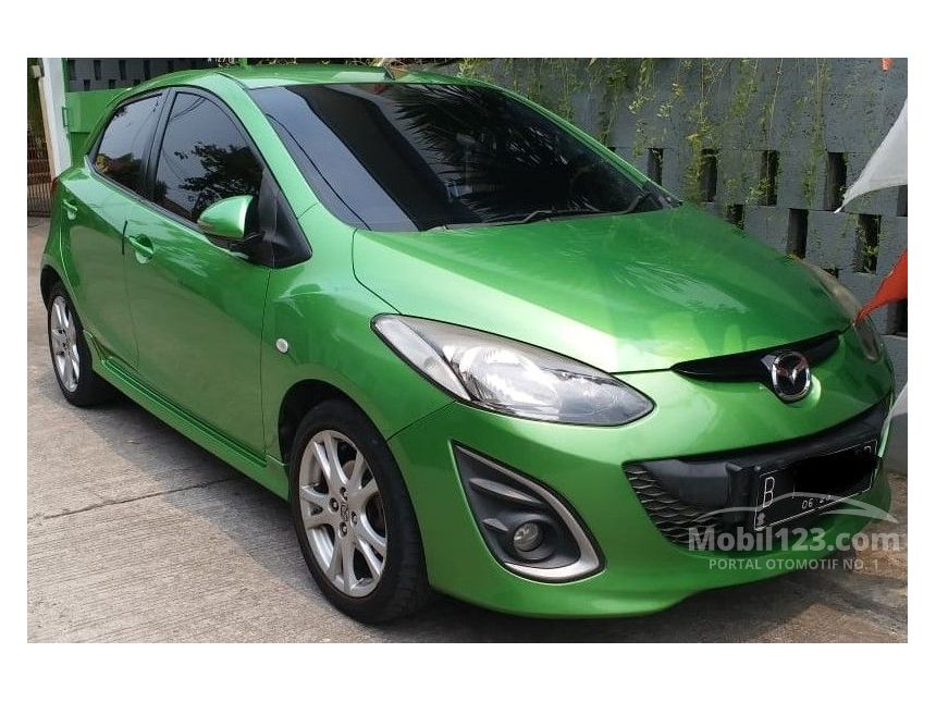 Jual Mobil Mazda 2 2012 R 1.5 di Jawa Barat Automatic Hatchback Hijau ...
