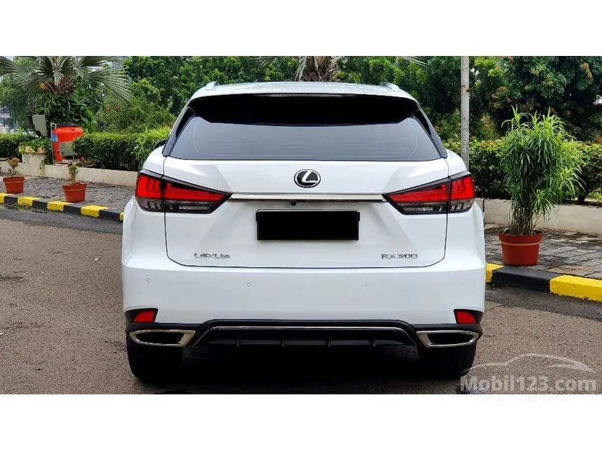 Jual Mobil Lexus RX300 2022 F-Sport 2.0 di DKI Jakarta Automatic SUV Putih Rp 1.475.000.000 ...