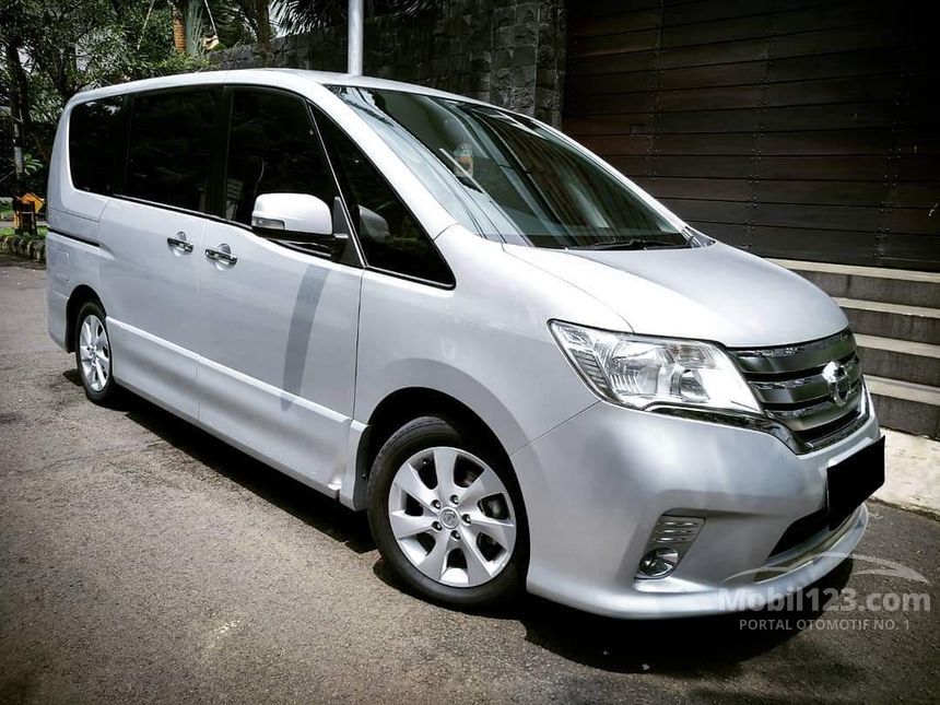 Jual Mobil Nissan Serena 2013 Highway Star 2.0 di Banten Automatic MPV ...