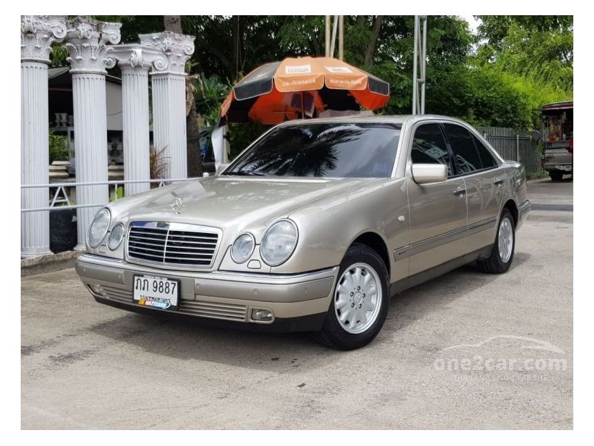 Mercedes-Benz E230 2000 Elegance 2.3 in กรุงเทพและปริมณฑล Automatic Sedan สีทอง for 259,000 Baht ...
