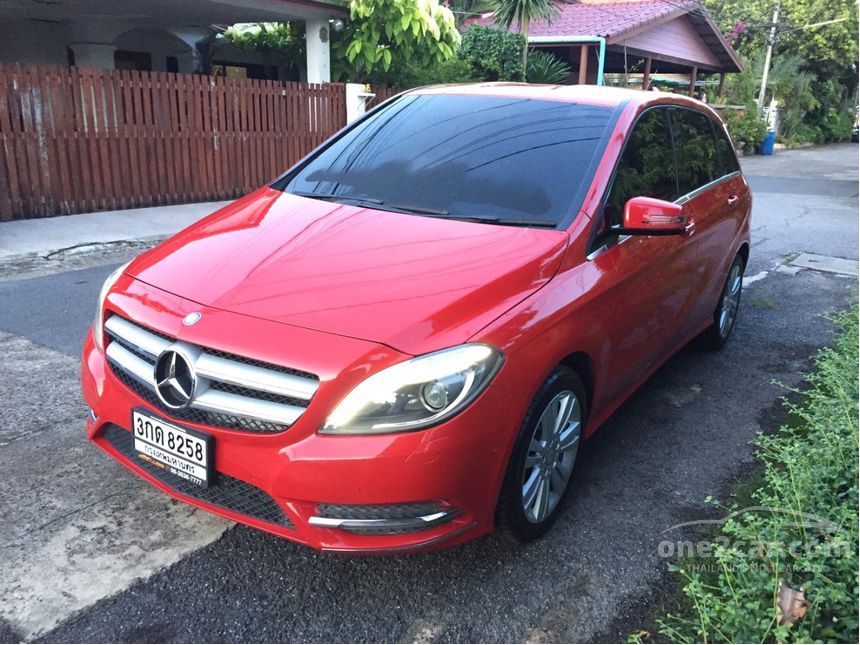 Mercedes-Benz B180 2013 Sports 1.6 in กรุงเทพและปริมณฑล Automatic ...