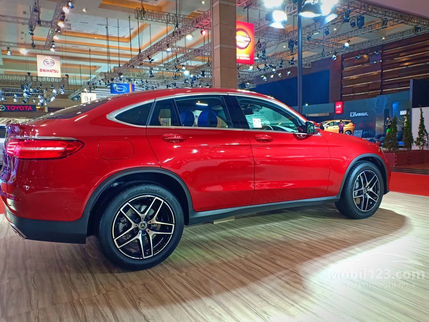 Jual Mobil Mercedes-Benz GLC300 2018 AMG 4MATIC 2.0 di DKI Jakarta ...