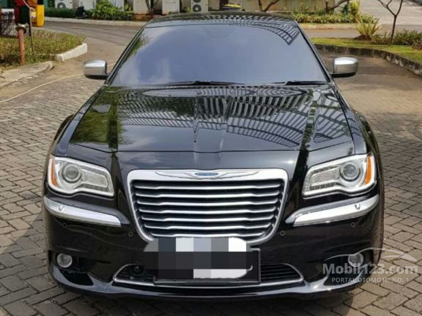 Jual Mobil Chrysler 300C 2013 300C 3.6 di DKI Jakarta Automatic Sedan ...
