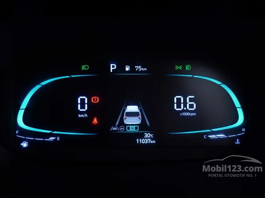 Hyundai Stargazer 2022 Prime 1.5 di Banten Automatic Wagon Putih ...