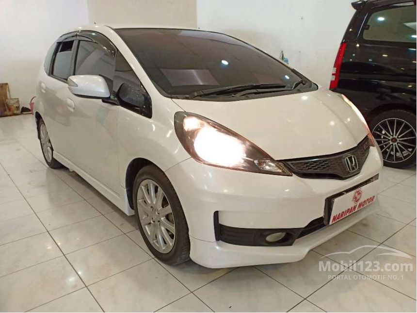 Jual Mobil Honda Jazz 2013 RS 1.5 di Jawa Barat Automatic Hatchback Putih Rp 167.500.000 ...