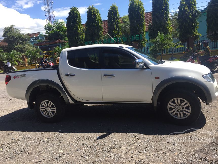 Jual Mobil Mitsubishi Strada Triton 2008 GLS 2.5 di Jawa Timur Manual ...