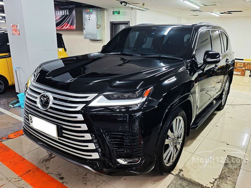 Jual Mobil Lexus LX 600 2022 VIP 3.4 di DKI Jakarta Automatic SUV Hitam ...