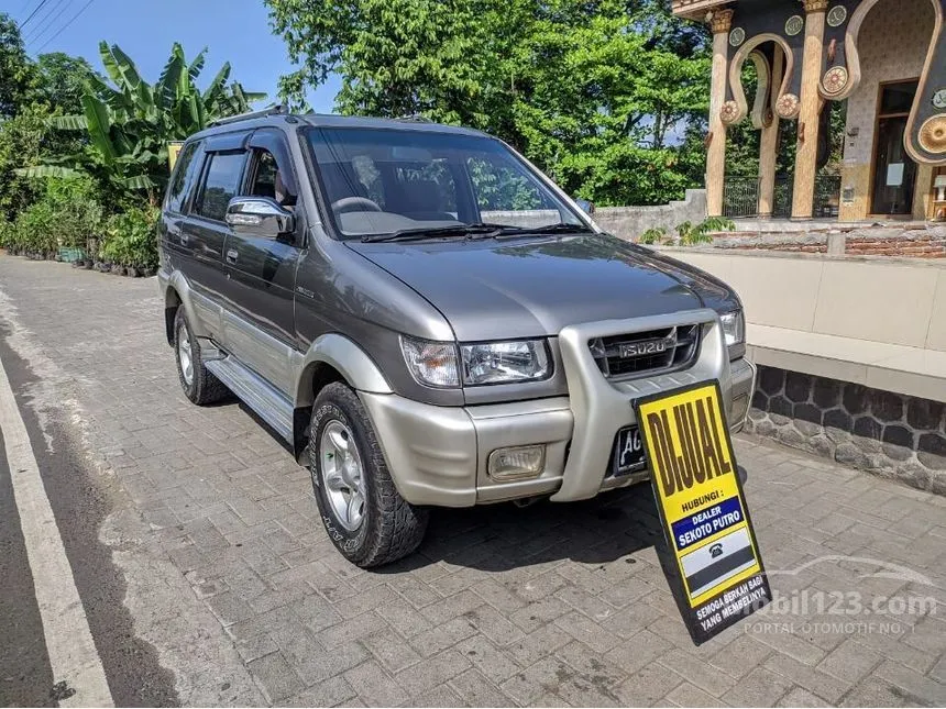 Jual Mobil Isuzu Panther 2001 TOURING 2.5 di Jawa Timur Automatic SUV ...