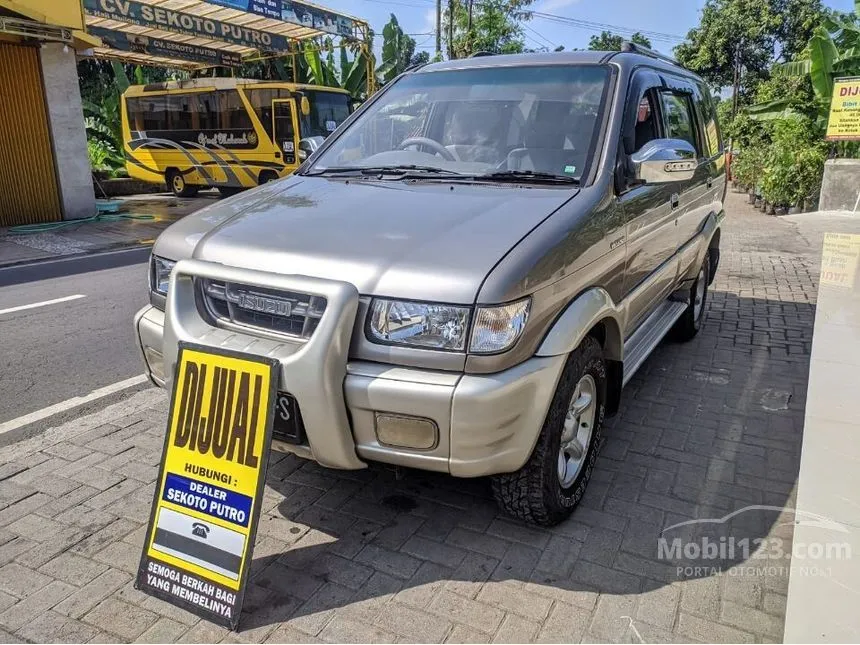 Jual Mobil Isuzu Panther 2001 TOURING 2.5 di Jawa Timur Automatic SUV ...