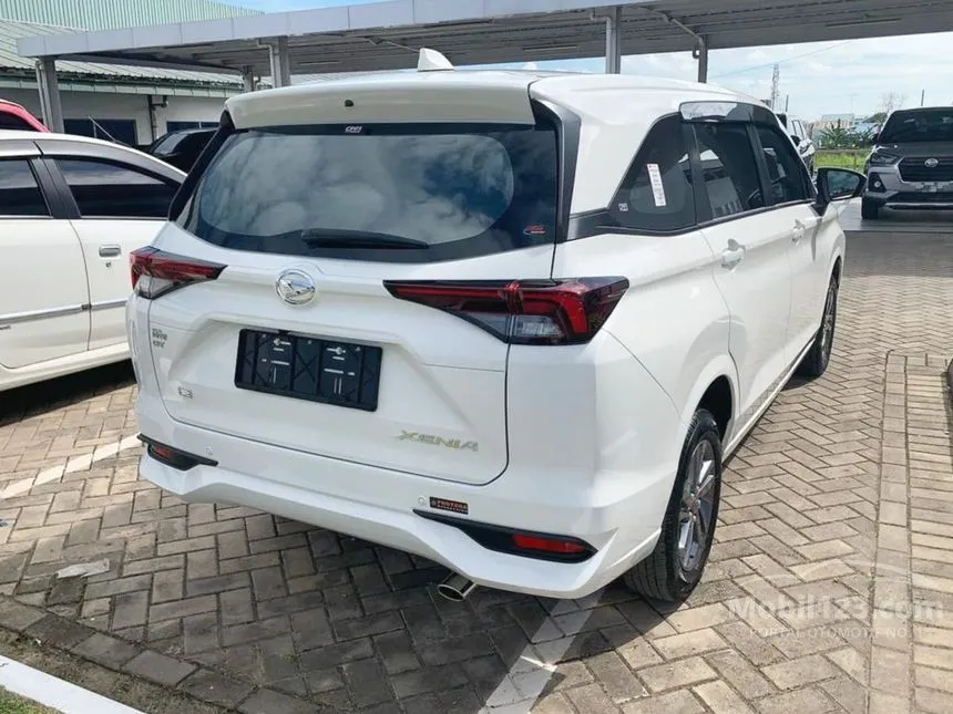 Jual Mobil Daihatsu Xenia 2022 R 1.3 di DKI Jakarta Automatic MPV Putih Rp 226.400.000 ...