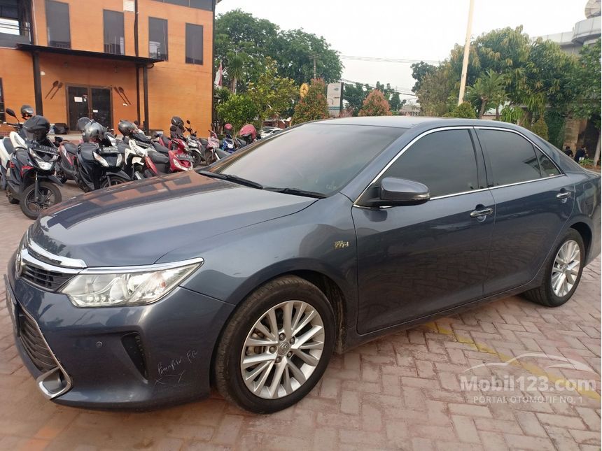 Jual Mobil Toyota Camry 2016 V 2.5 di Jawa Barat Automatic Sedan Biru ...