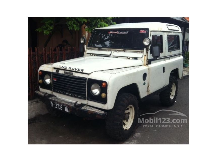 Jual Mobil Land Rover Defender 1977 2.5 Manual 2.5 di DKI Jakarta ...