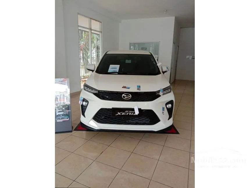 Jual Mobil Daihatsu Xenia 2022 R 1.5 di Jawa Barat Automatic MPV Putih ...