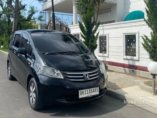 Jual Honda Freed 2009 Bekas di Sumatera Utara Harga Kredit Murah | Mobil123