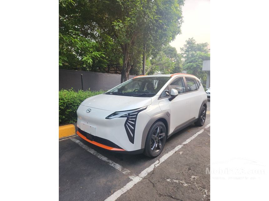 Jual Mobil GAC AION Y Plus 2024 490 Premium di Banten Automatic MPV ...