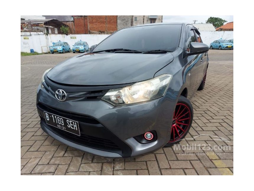 Jual Mobil Toyota Limo 2013 1.5 Manual 1.5 di DKI Jakarta Manual Sedan ...