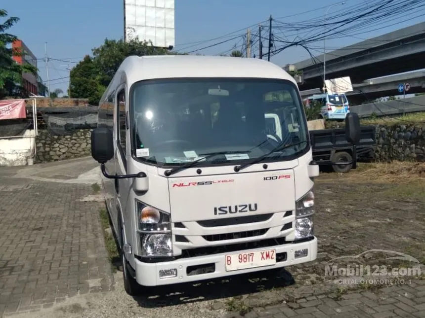 Jual Mobil Isuzu Elf 2021 NLR 55 BLX 2.8 di DKI Jakarta Manual Minibus Putih Rp 495.000.000 ...