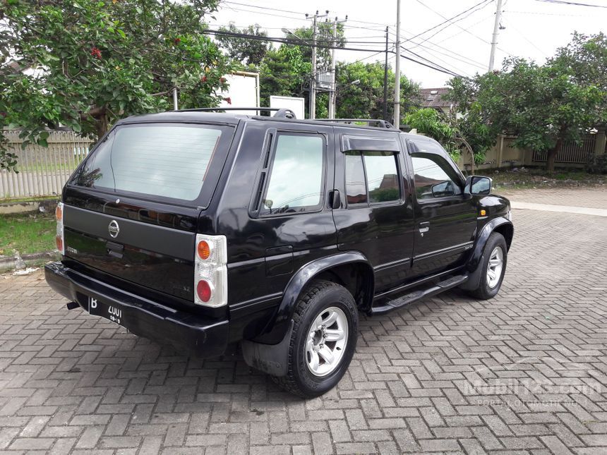 Jual Mobil Nissan Terrano 2004 Spirit S2 2.4 di Banten Manual SUV Hitam ...