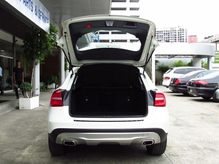 Mercedes-Benz GLA-CLASS 2015 GLA 200 CGI (W156) 1.6 in กรุงเทพและ ...