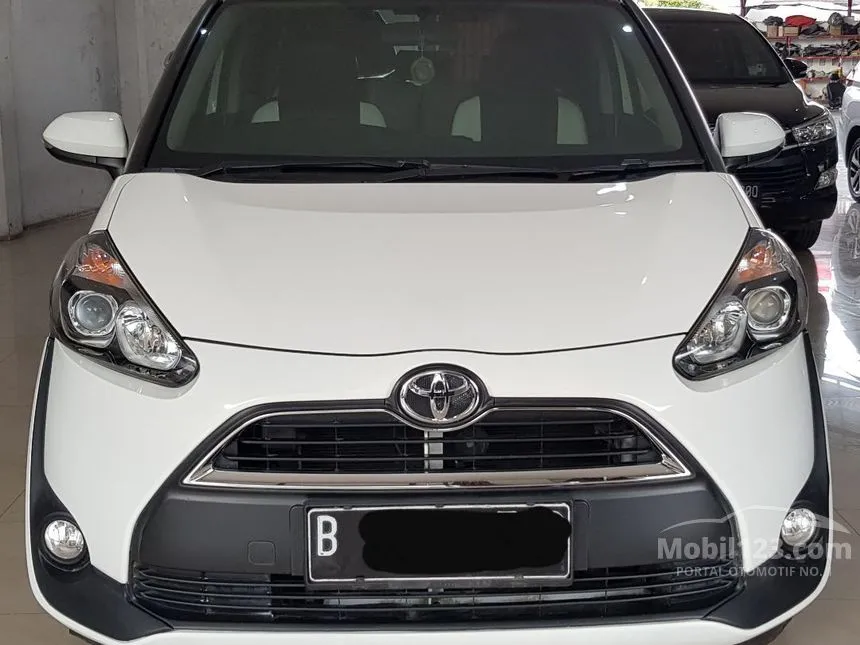 Jual Mobil Toyota Sienta 2017 V 1.5 di Jawa Barat Automatic MPV Putih ...