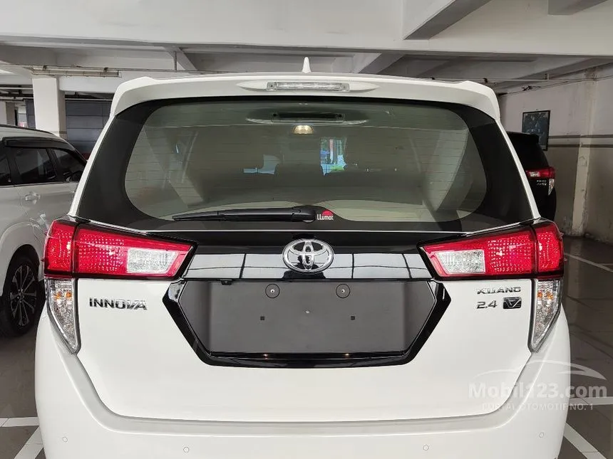 Jual Mobil Toyota Kijang Innova 2022 V 2.4 di Jawa Barat Automatic MPV ...