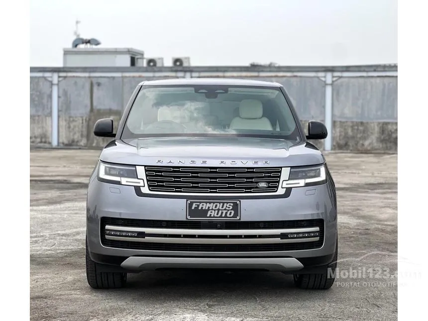 Jual Mobil Land Rover Range Rover 2022 P400 MHEV HSE SWB 3.0 di DKI ...