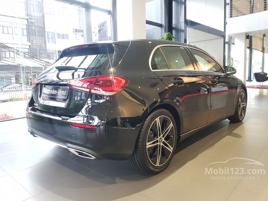 Jual Mobil Mercedes-Benz A200 2020 Progressive Line 1.3 di Jawa Barat ...