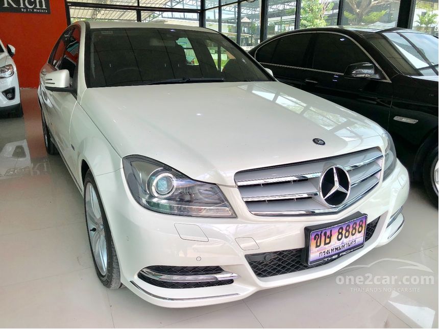Mercedes-Benz C250 2012 1.8 in กรุงเทพและปริมณฑล Automatic Sedan สีขาว ...