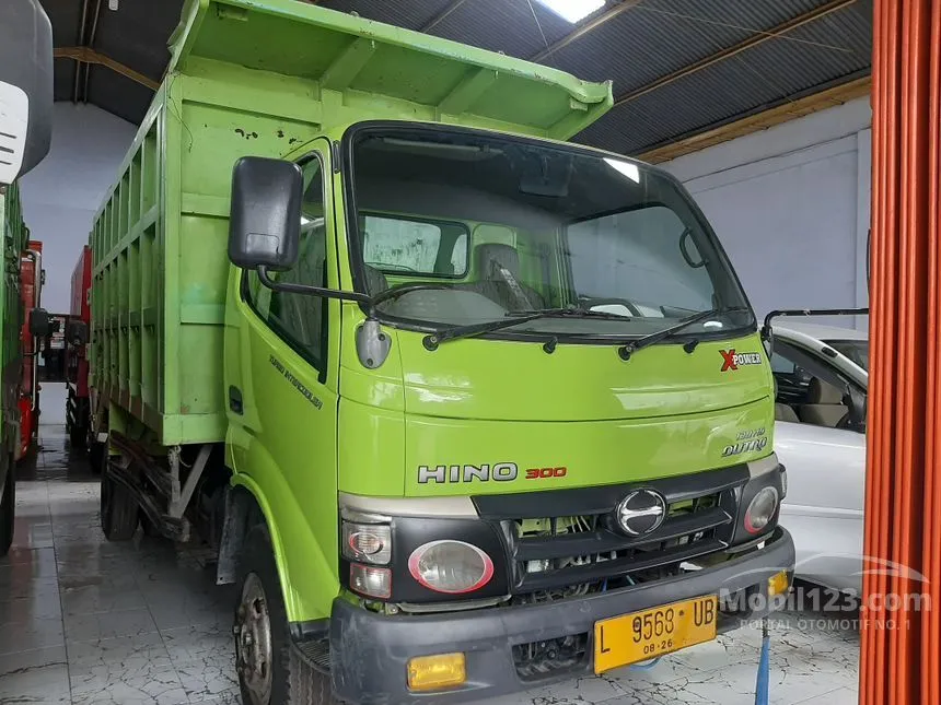 Jual Mobil Hino Dutro 2015 300 Series 4.0 di Jawa Timur Manual Trucks ...