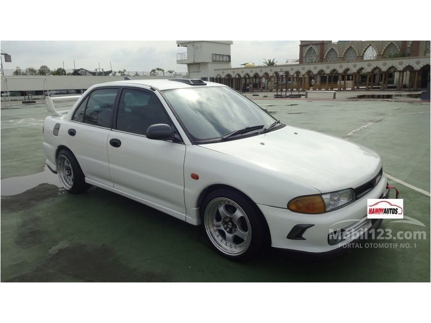 Jual Mobil Mitsubishi Lancer 1995 1.6 di DKI Jakarta Manual Sedan Putih ...