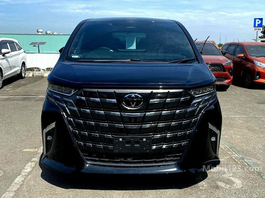 Jual Mobil Toyota Alphard 2024 HEV (Non Premium Color) 2.5 di DKI ...