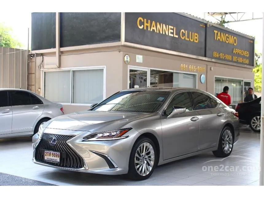 2019 Lexus ES300h 2.5 (ปี 18-24) Grand Luxury Sedan for sale on One2car