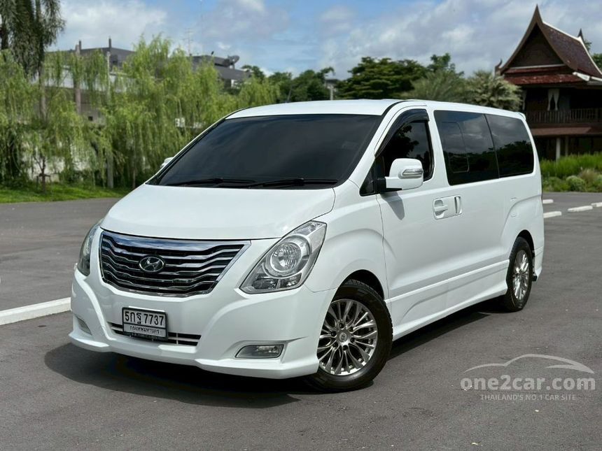 2016 Hyundai GRAND STAREX 2.5 (ปี 10-17) VIP Wagon for sale on One2car