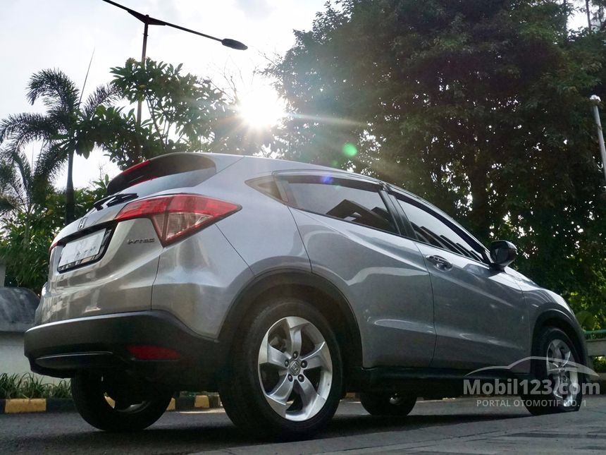 Jual Mobil Honda HR-V 2016 E 1.5 di DKI Jakarta Automatic SUV Silver Rp ...