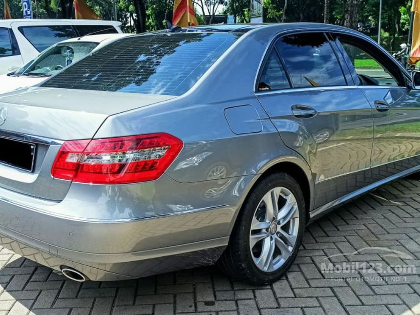 Jual Mobil Mercedes-Benz E300 2011 Avantgarde AMG 3.0 di DKI Jakarta ...