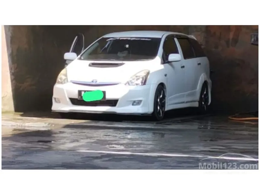 Jual Mobil Toyota Wish 2006 1.8 di Jawa Timur Automatic MPV Putih Rp ...