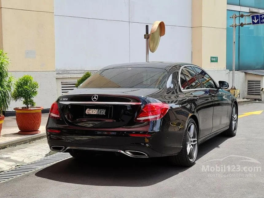 Jual Mobil Mercedes-Benz E300 2018 AMG Line 2.0 di DKI Jakarta ...