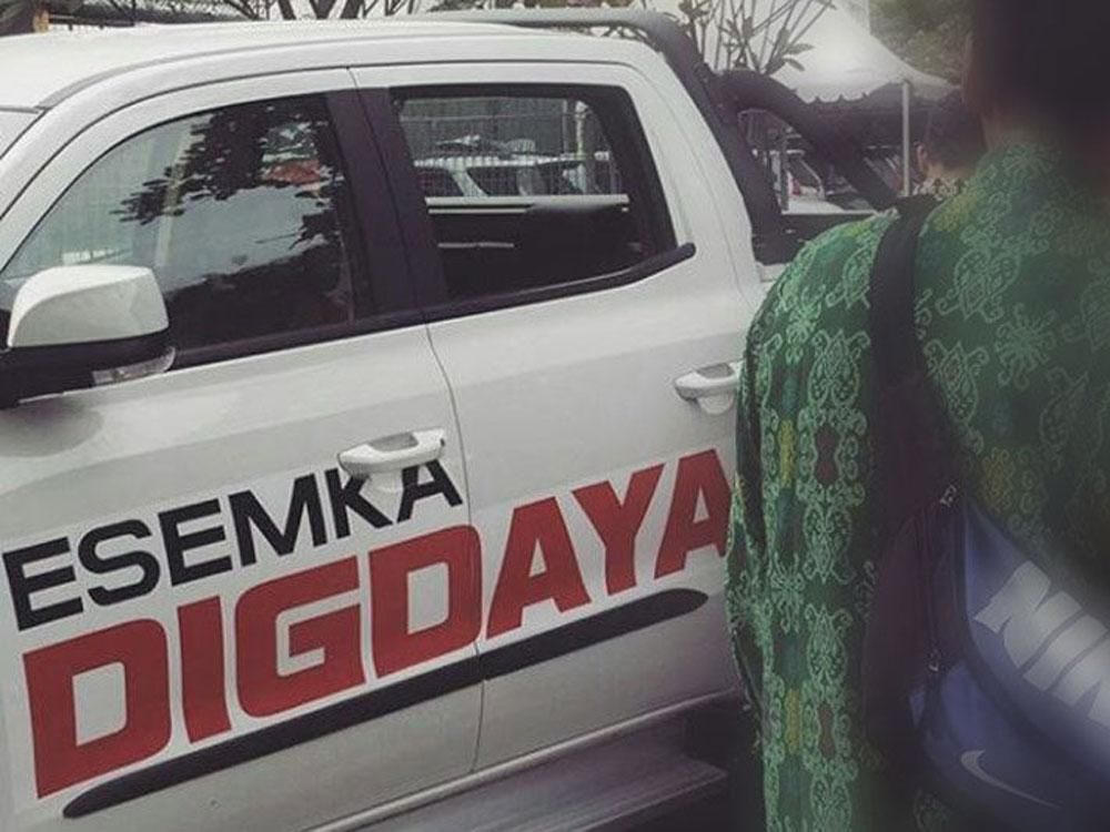 Jokowi Resmikan Pabrik Esemka, 2 Produk Langsung Diluncurkan - Berita ...