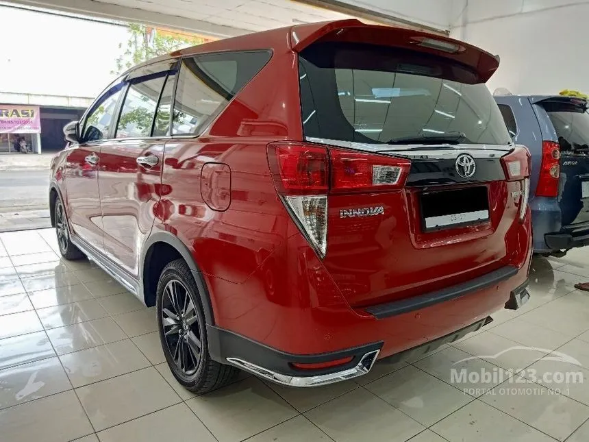 Jual Mobil Toyota Innova Venturer 2017 2.4 di Jawa Timur Automatic ...