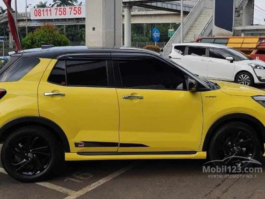 Jual Mobil Toyota Raize 2022 GR Sport 1.0 di Banten Automatic Wagon ...