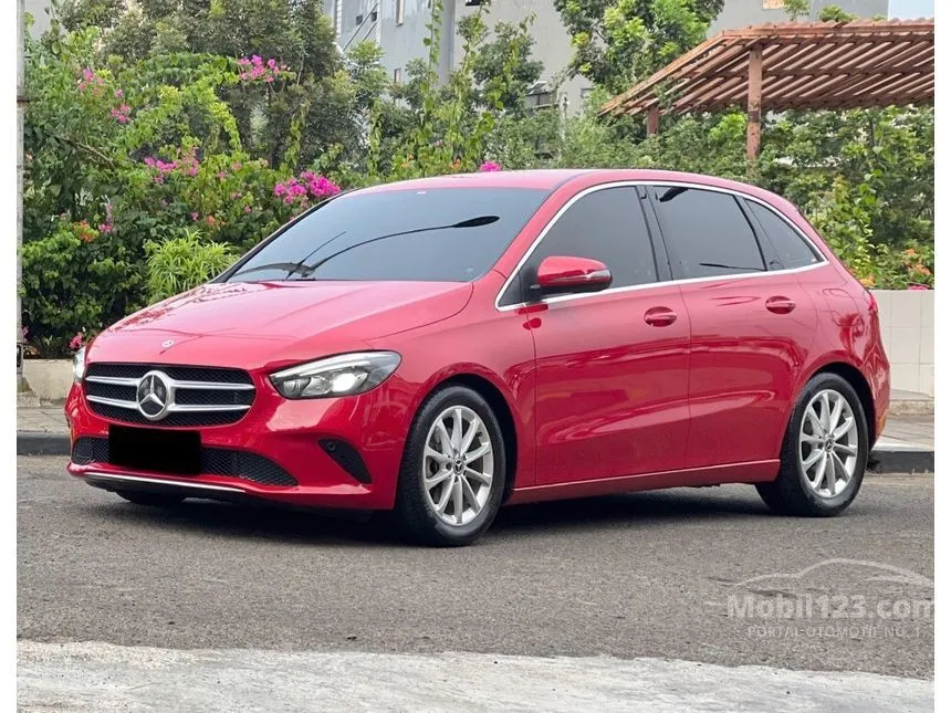 Jual Mobil Mercedes-Benz B200 2018 Progressive Line 1.3 di DKI Jakarta ...