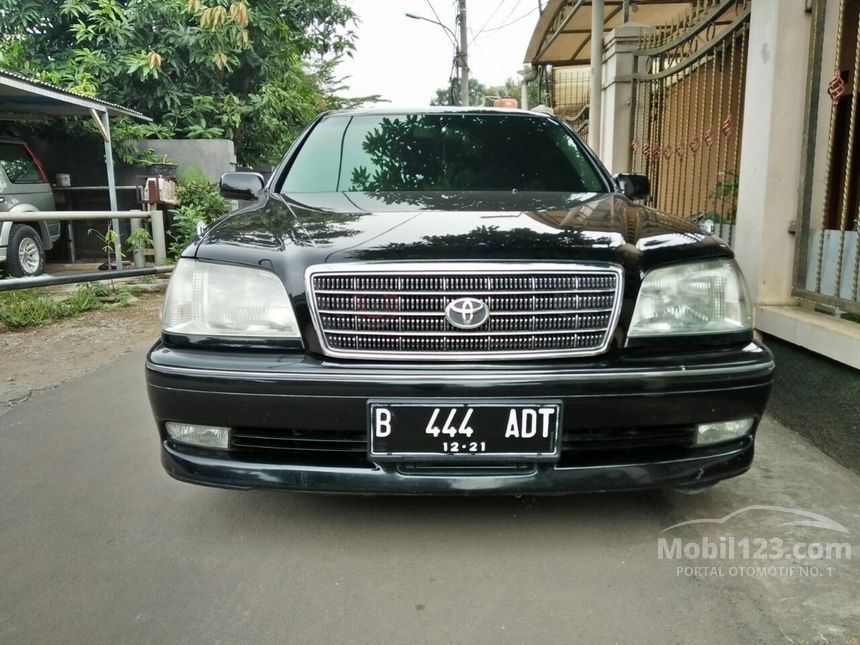 Jual Mobil Toyota Crown 2003 Royal Saloon 3.0 di DKI Jakarta Automatic ...