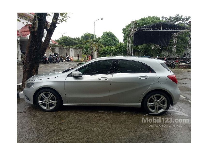 Jual Mobil Mercedes-Benz A200 2013 Urban 1.6 di DKI Jakarta Automatic ...