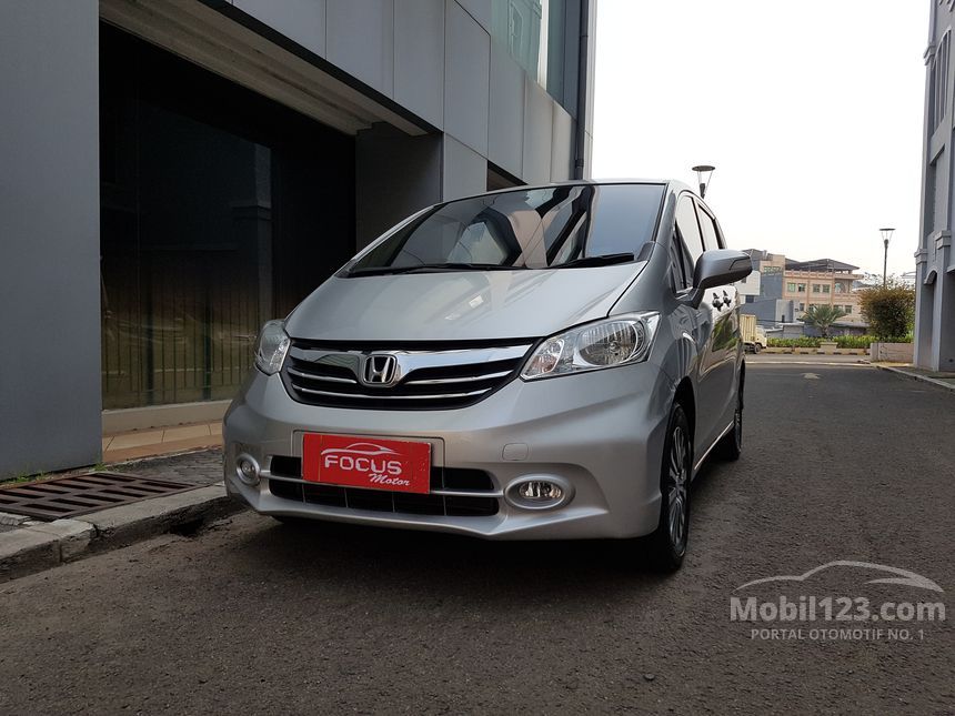 Jual Mobil Honda Freed 2014 E 1.5 di DKI Jakarta Automatic MPV Silver Rp 175.000.000 - 5879641 ...